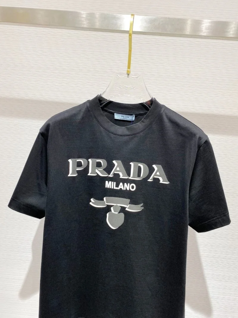High fidelity Prada T-Shirts