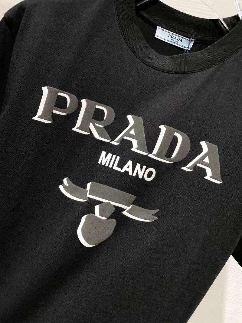 High fidelity Prada T-Shirts