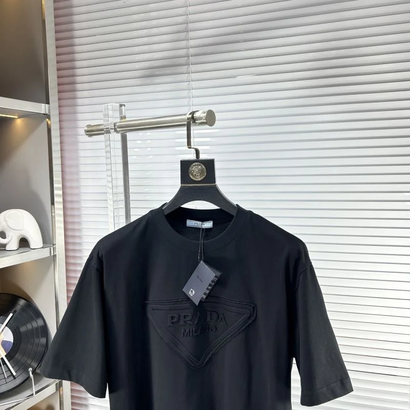 High fidelity Prada T-Shirts