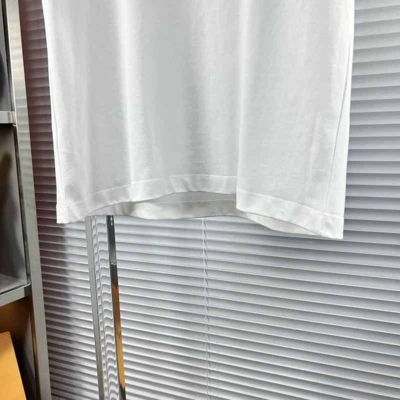 Cut-rate Prada T-Shirts