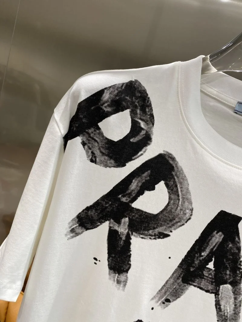 Cut-rate Prada T-Shirts