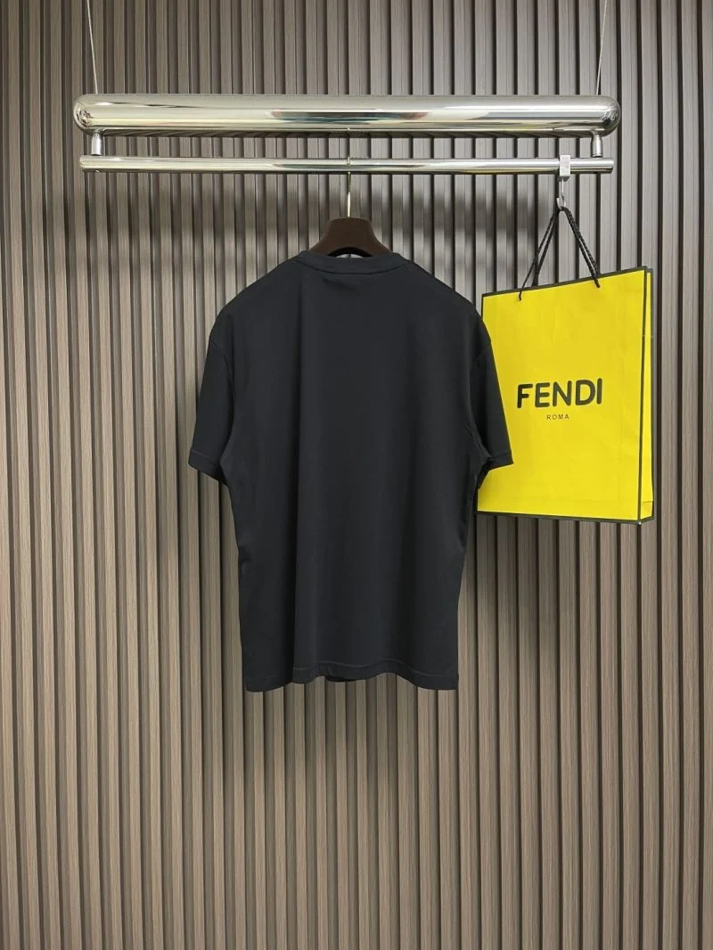 Accurate model Prada T-Shirts