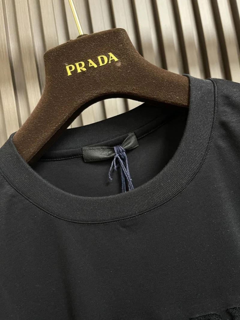 Accurate model Prada T-Shirts