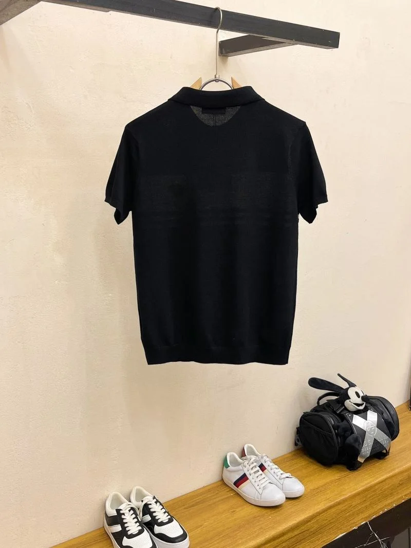 Factory-made Prada T-Shirts