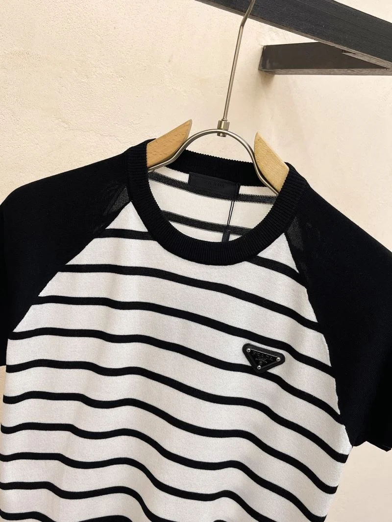 Factory-made Prada T-Shirts