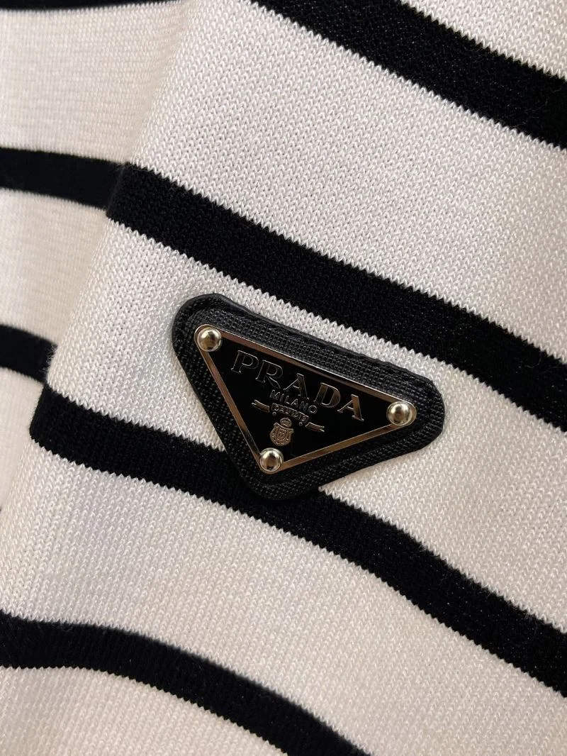 Factory-made Prada T-Shirts