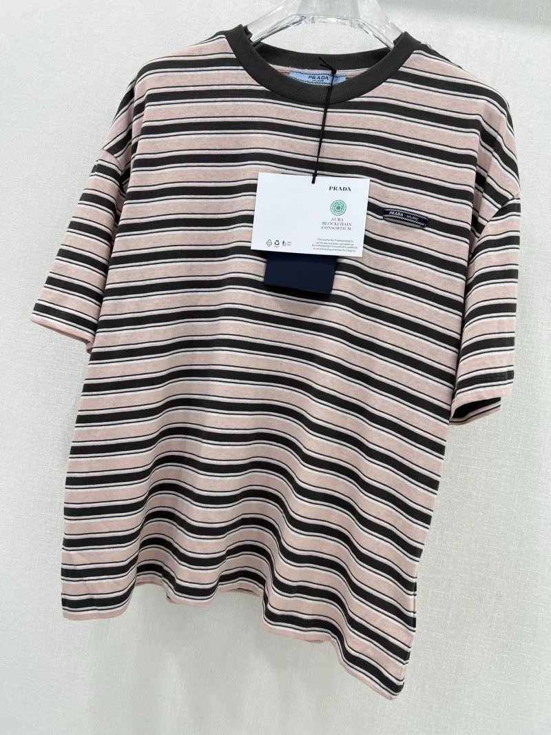 Low-cost Prada T-Shirts