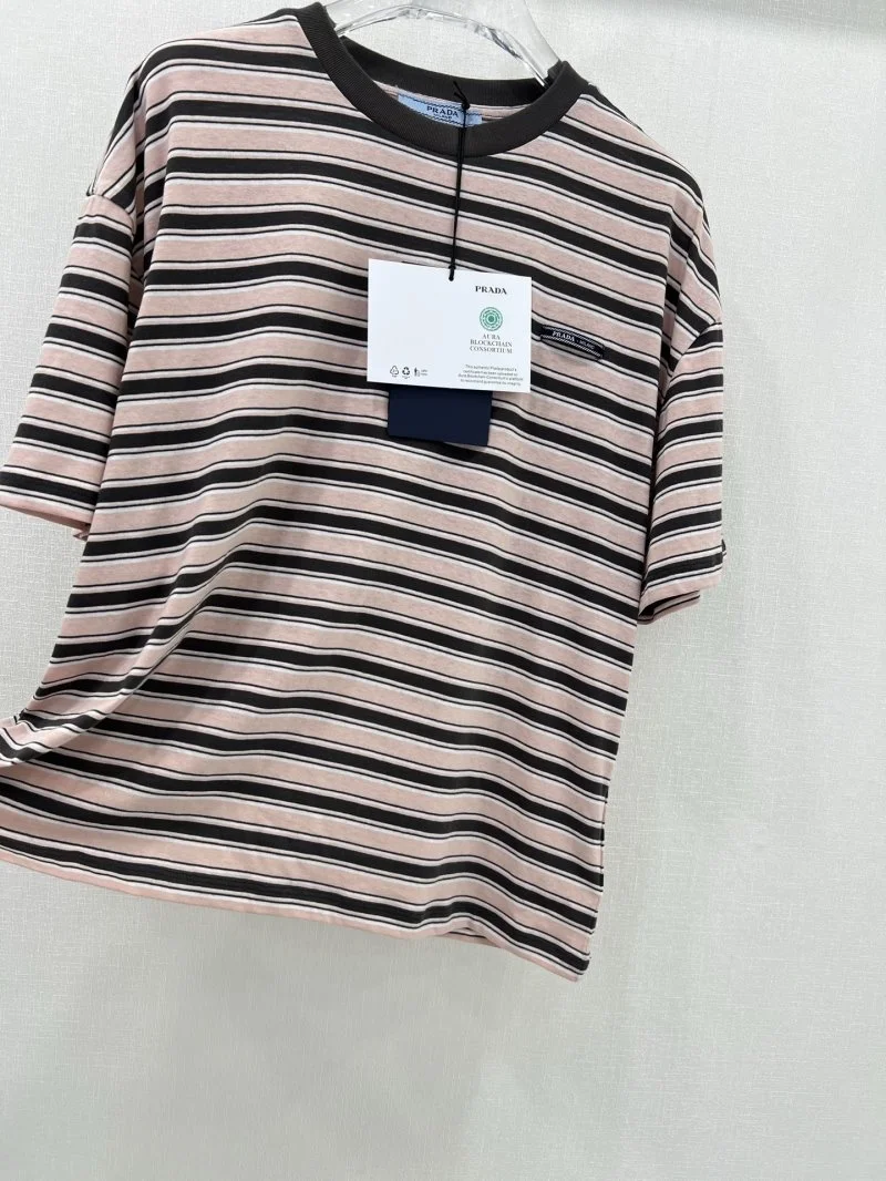 Low-cost Prada T-Shirts