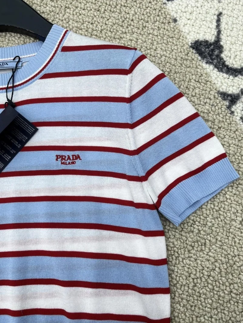 Accurate model Prada T-Shirts