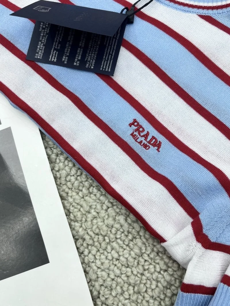 Accurate model Prada T-Shirts