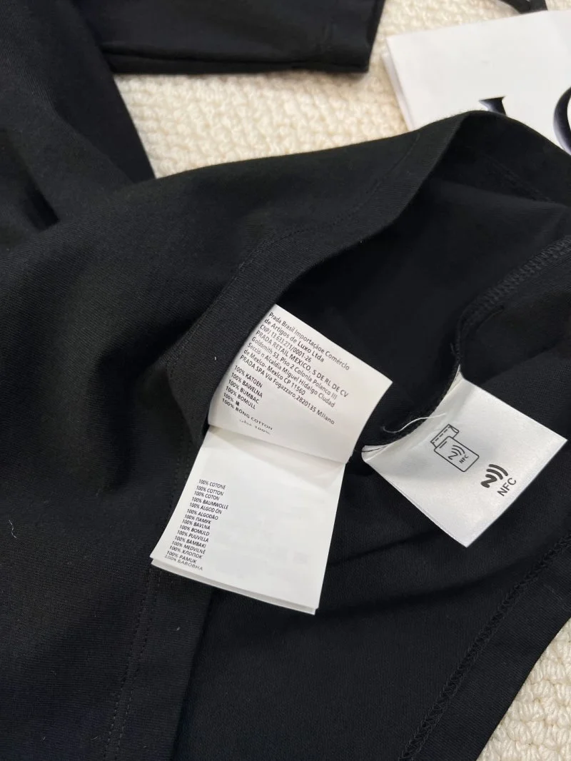 High fidelity Prada T-Shirts