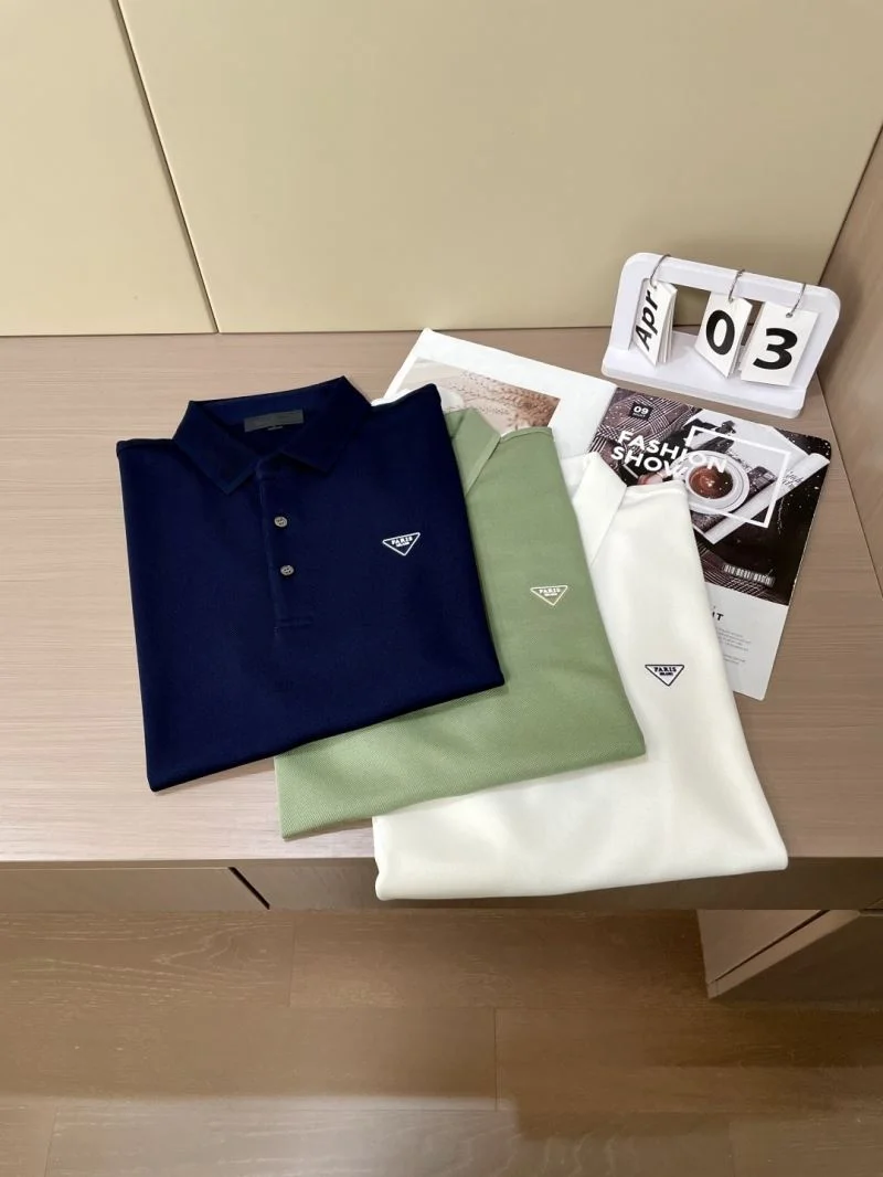 Accurate model Prada T-Shirts