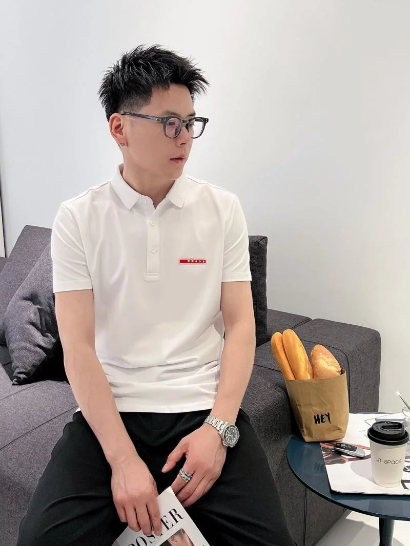 Factory-made Prada T-Shirts