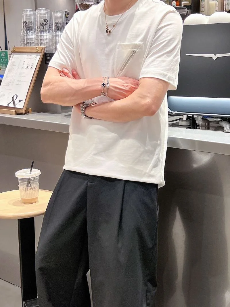 Cut-rate Prada T-Shirts