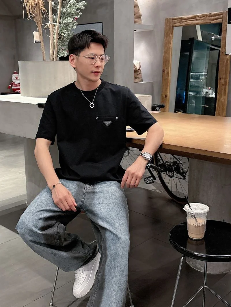 Brand-authenticated Prada T-Shirts
