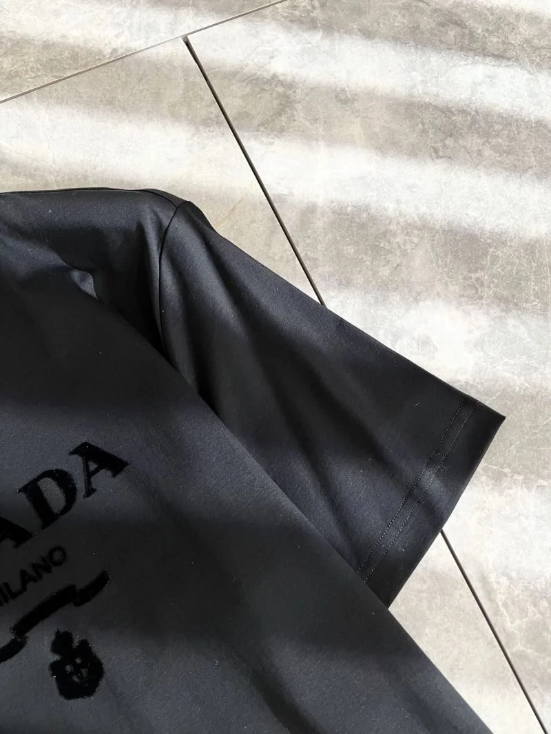 Factory-made Prada T-Shirts