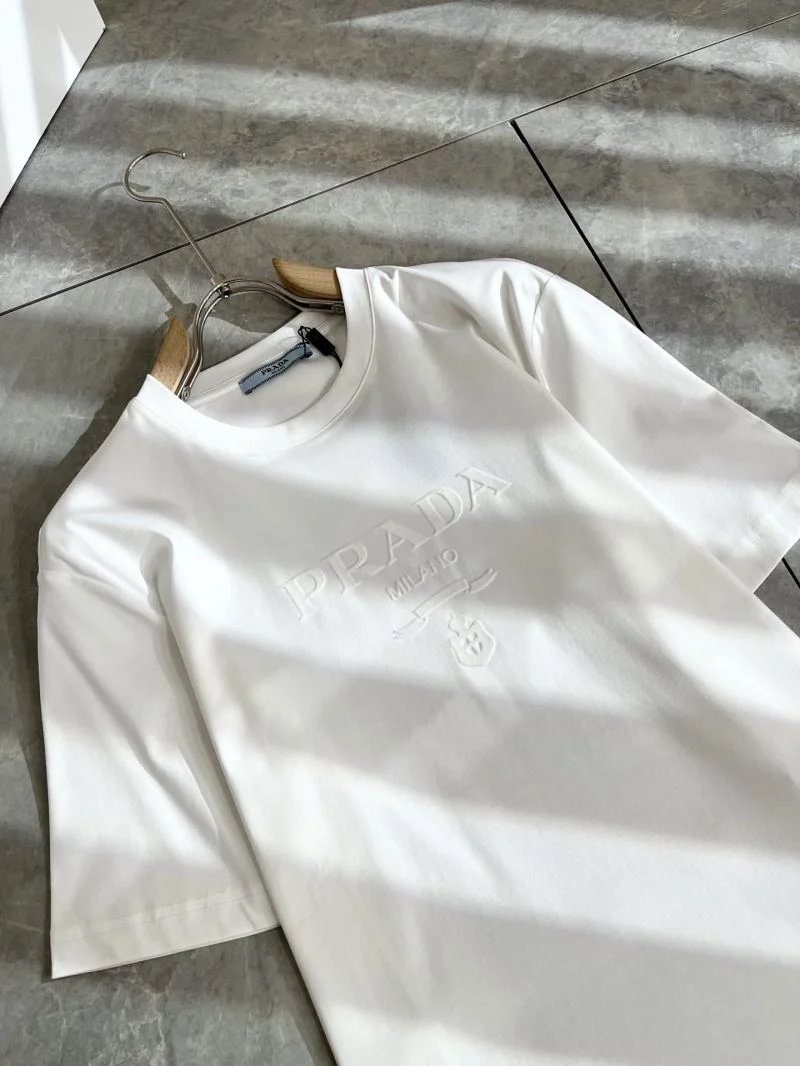 Cut-rate Prada T-Shirts