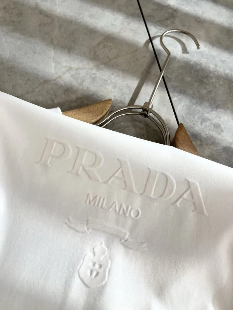 Cut-rate Prada T-Shirts