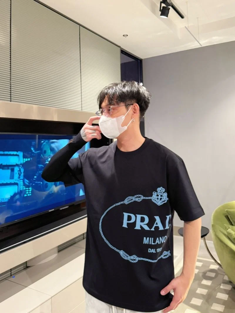 Affordable Prada T-Shirts