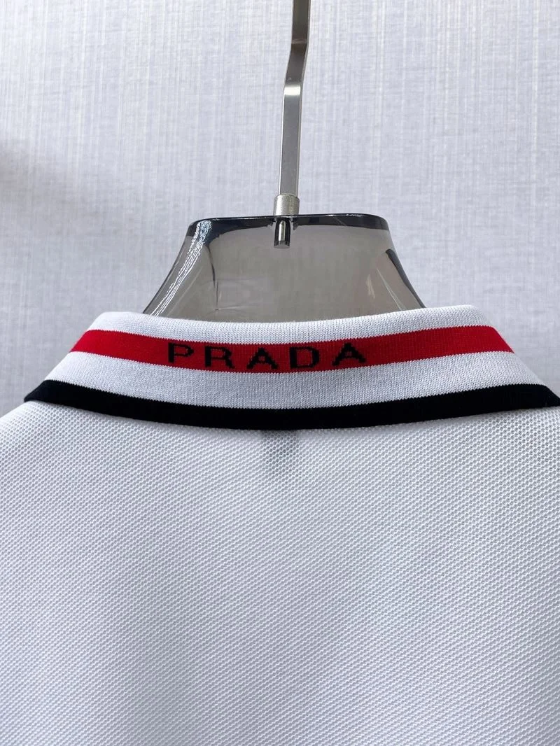 High fidelity Prada T-Shirts