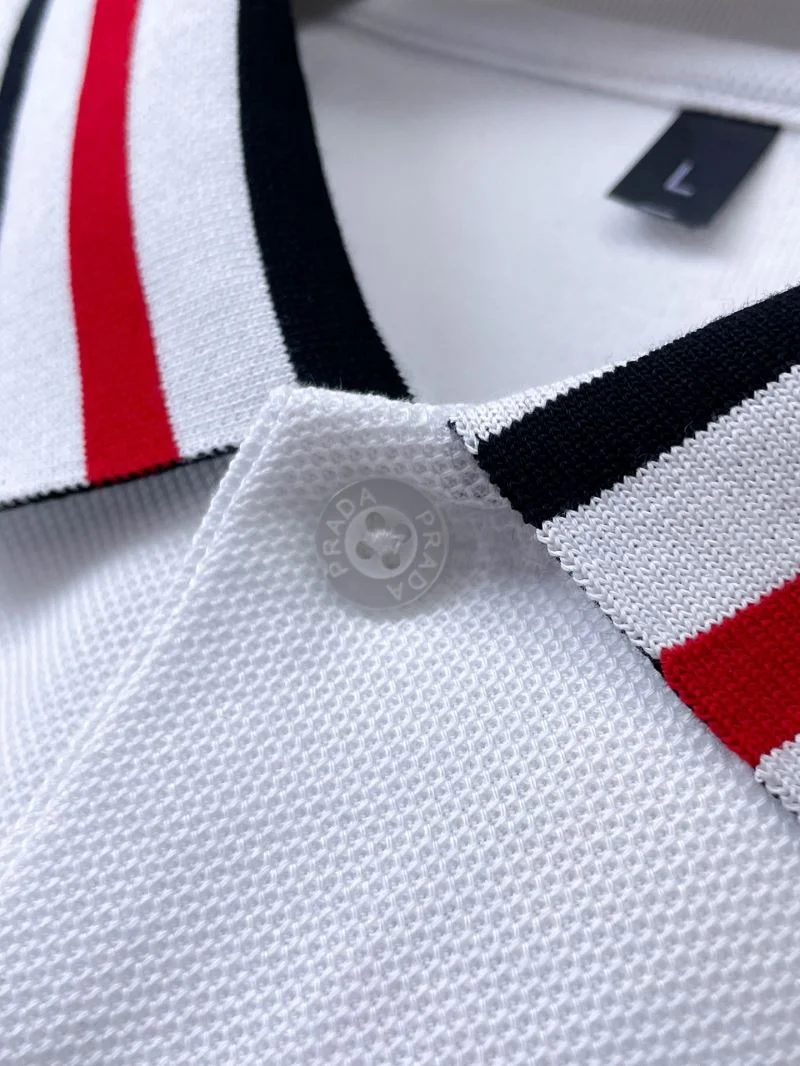 High fidelity Prada T-Shirts