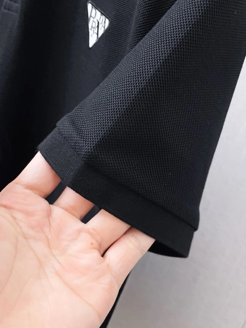 Bargain Prada T-Shirts