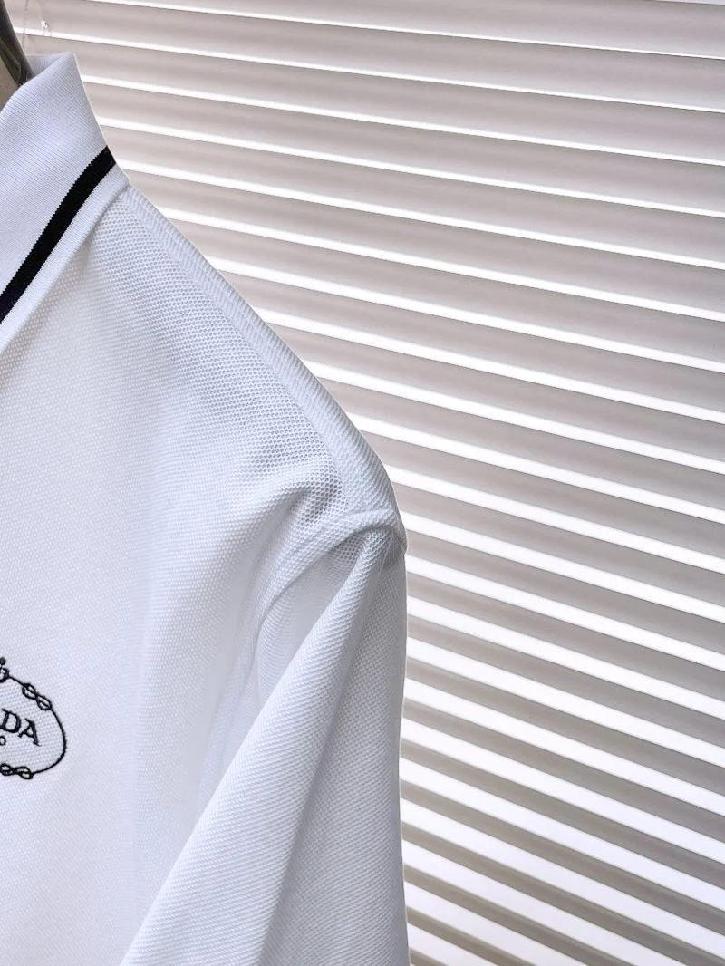 Inexpensive Prada T-Shirts