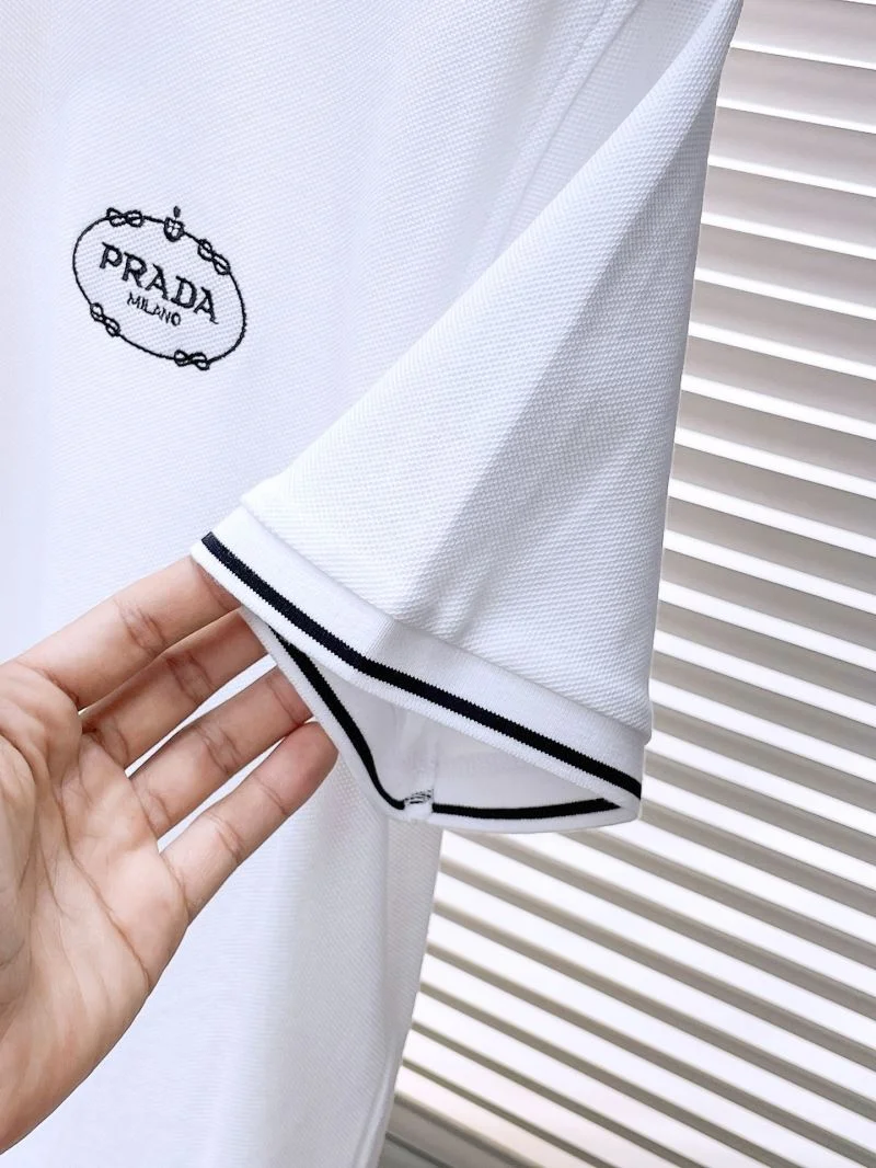 Inexpensive Prada T-Shirts