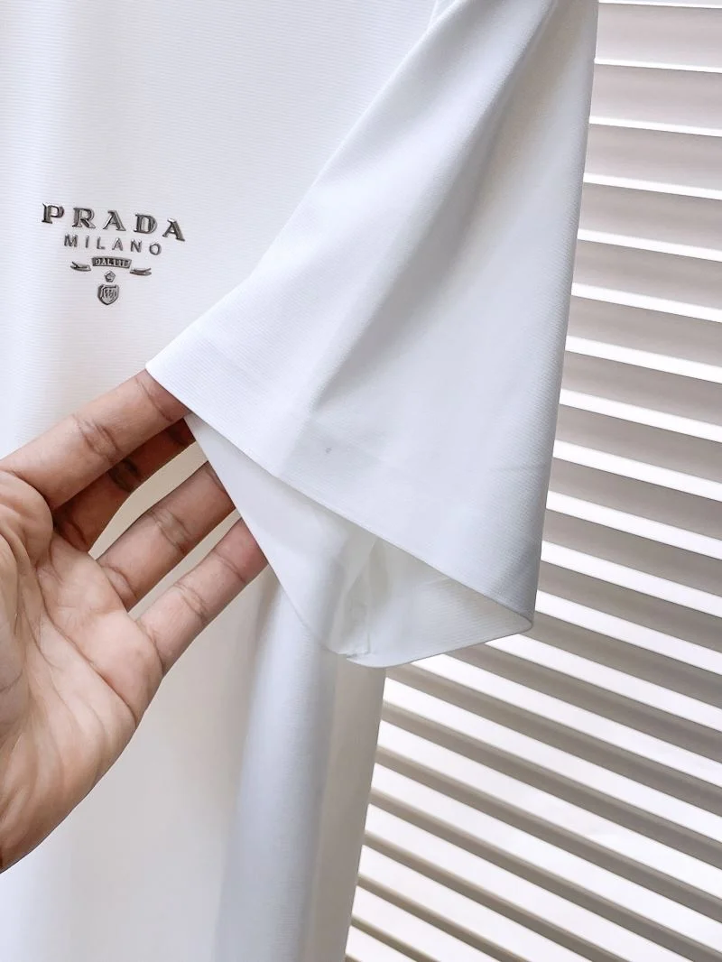 Discounted Prada T-Shirts