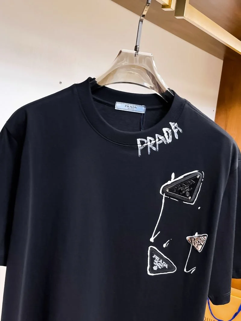 Accurate model Prada T-Shirts