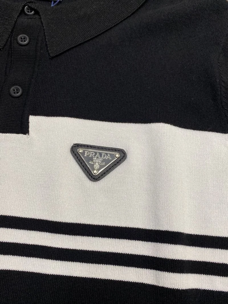 Bargain Prada T-Shirts