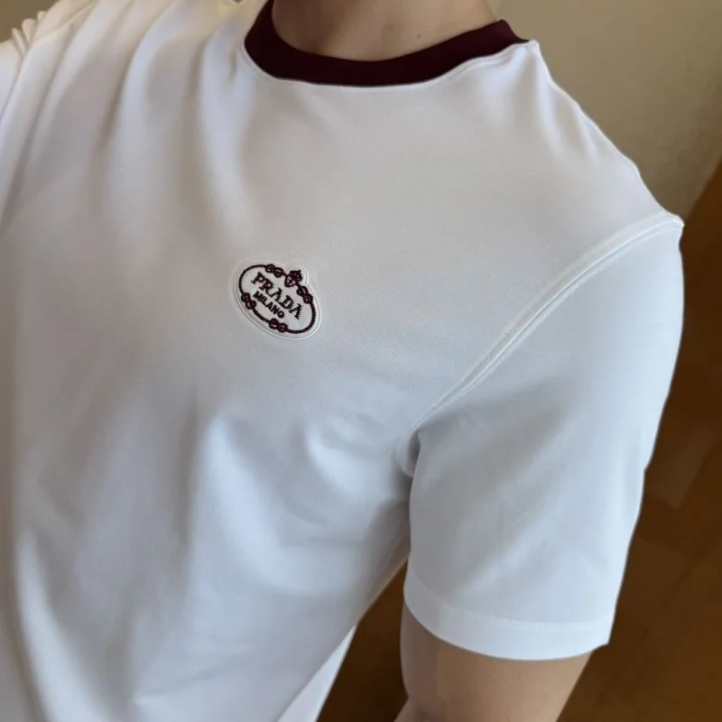 Cut-rate Prada T-Shirts