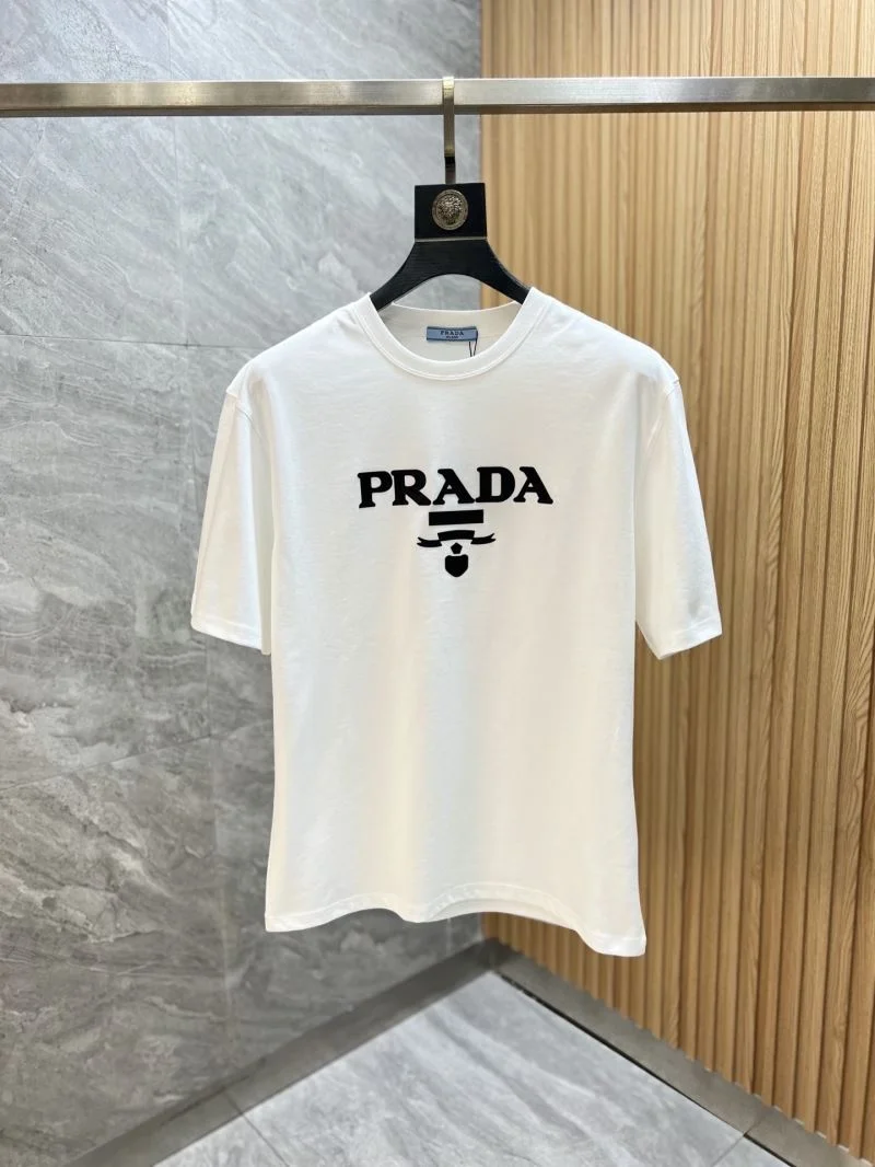Inexpensive Prada T-Shirts