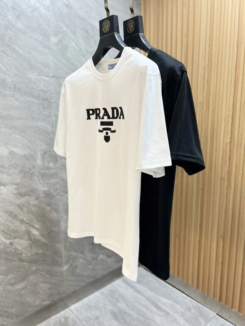 Inexpensive Prada T-Shirts