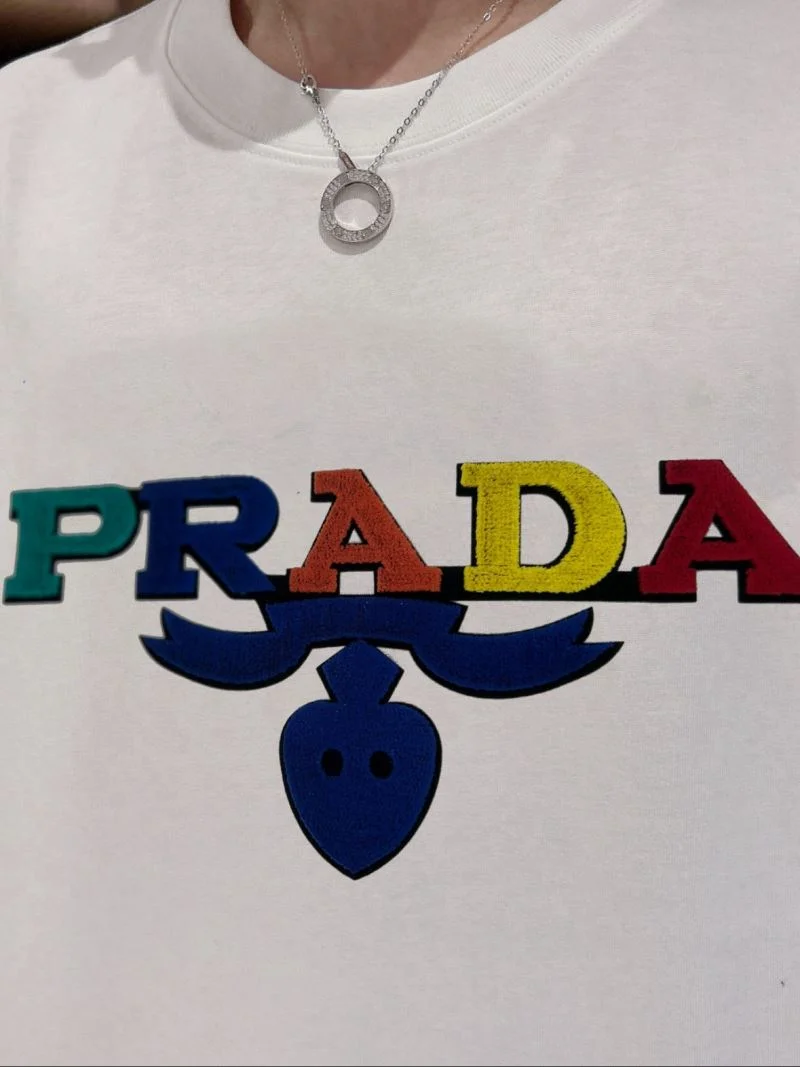 Low-cost Prada T-Shirts
