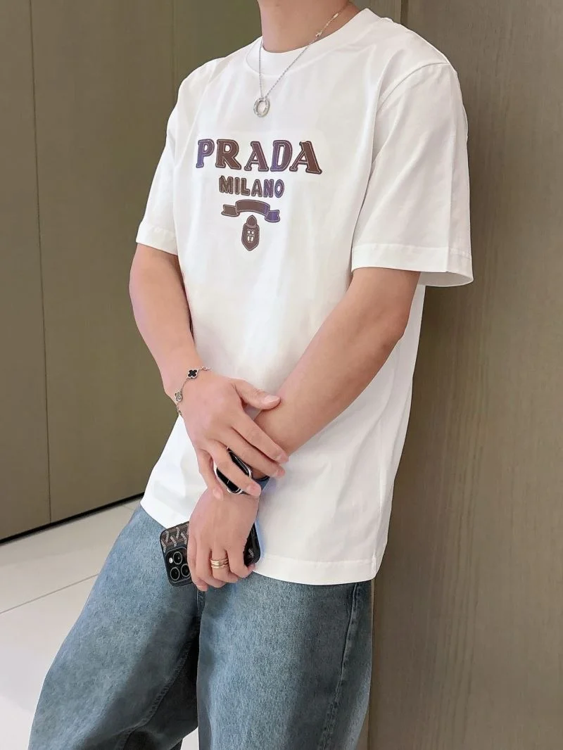 Bargain Prada T-Shirts