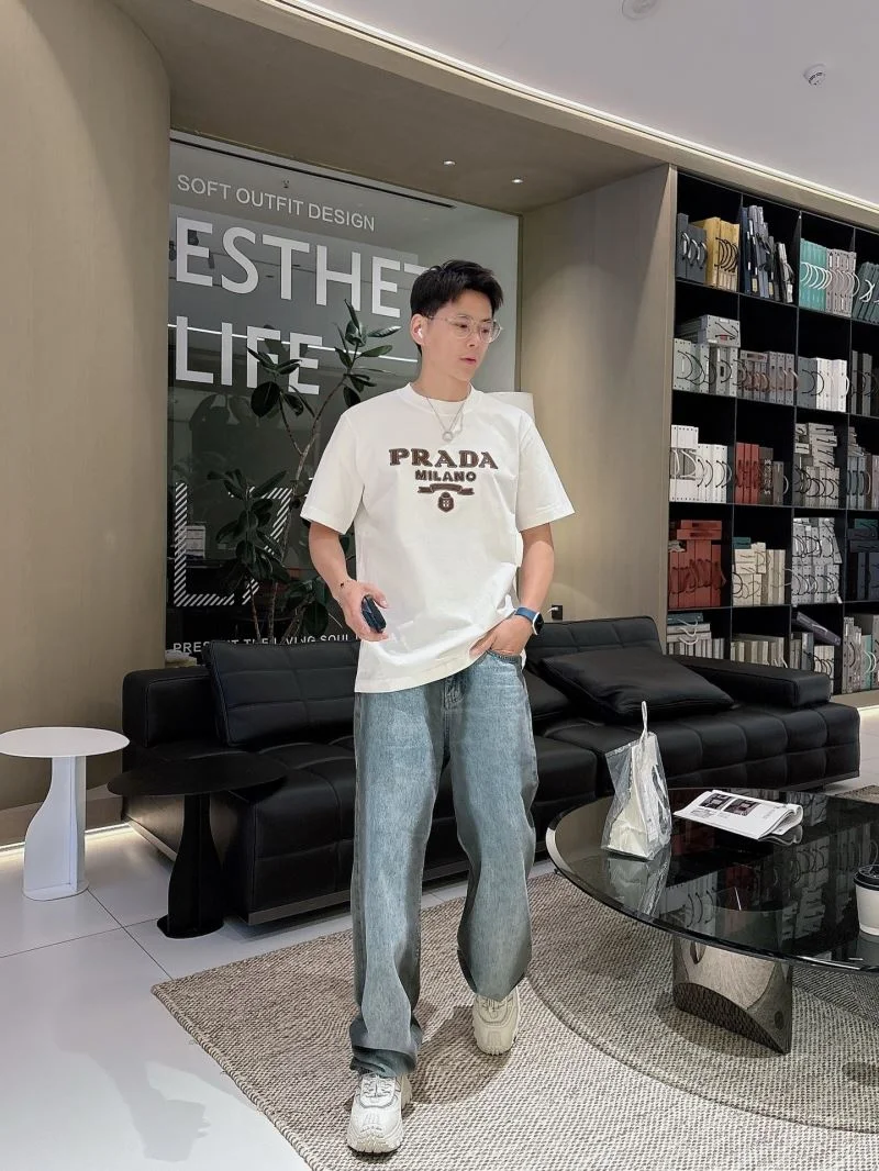 Bargain Prada T-Shirts