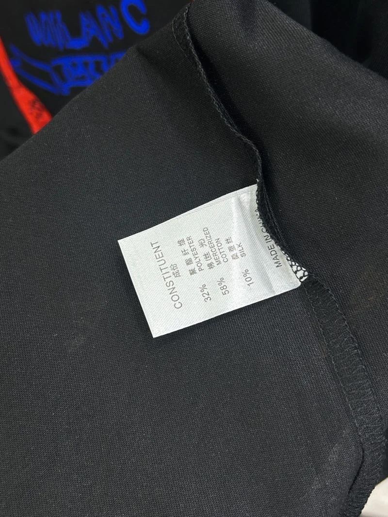 Cut-rate Prada T-Shirts