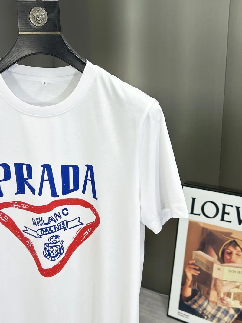 Low-cost Prada T-Shirts