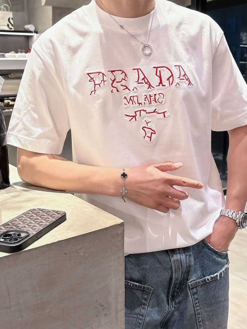 Factory-made Prada T-Shirts