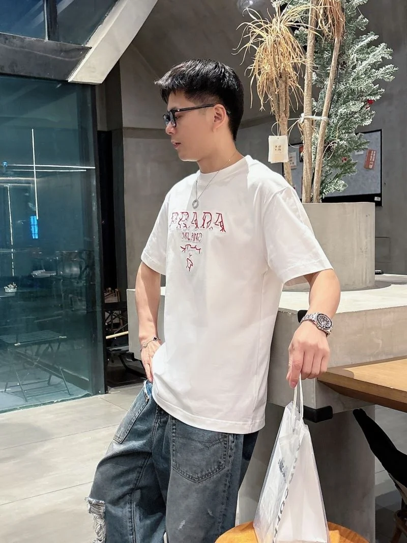 Factory-made Prada T-Shirts