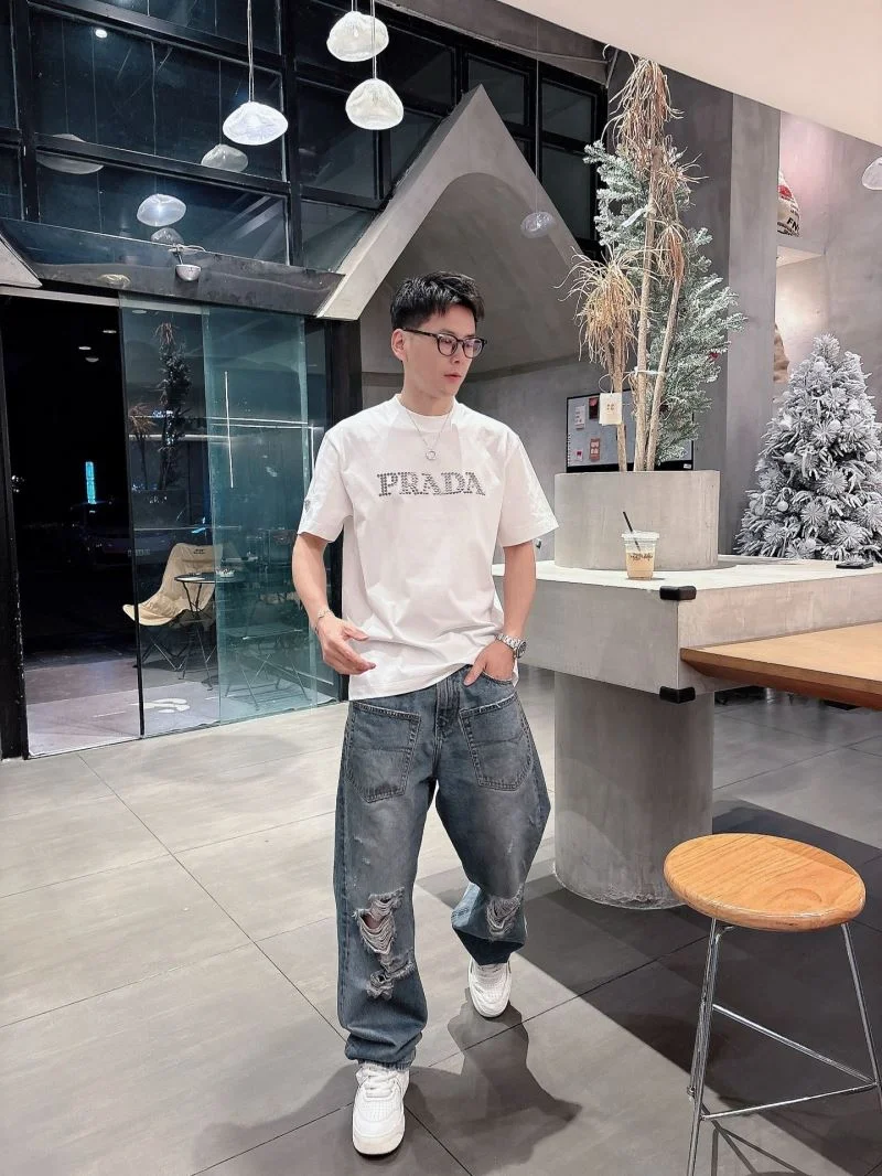 Brand-original Prada T-Shirts