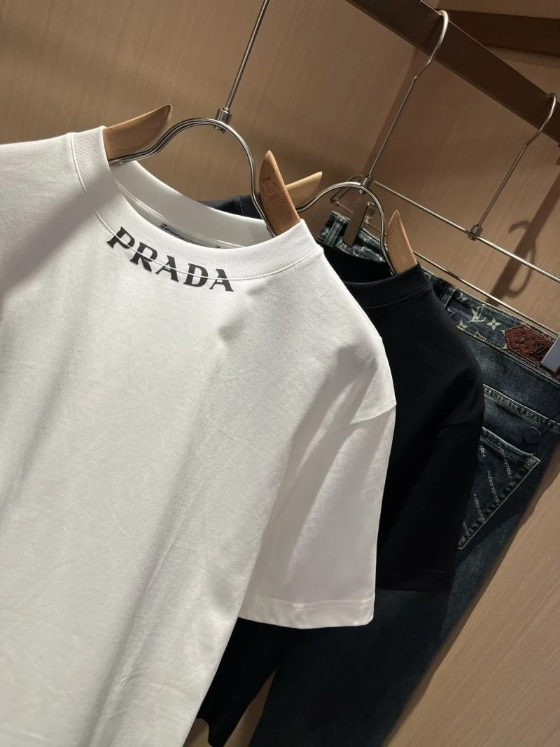 Inexpensive Prada T-Shirts