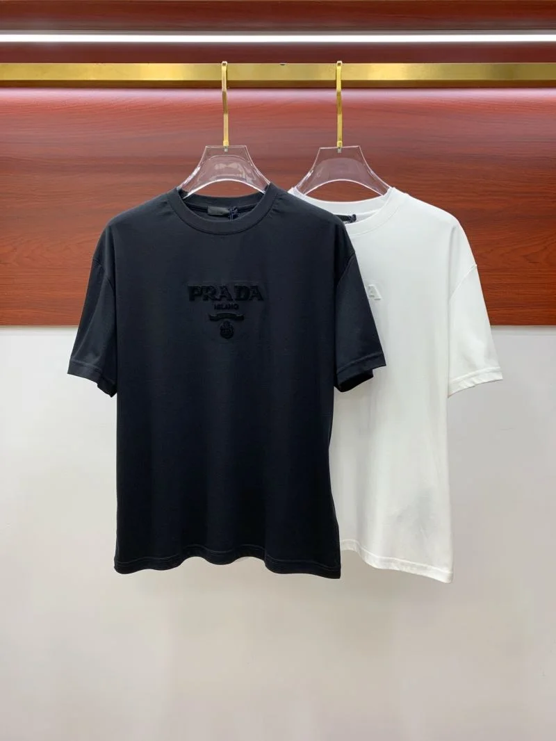 Low-cost Prada T-Shirts