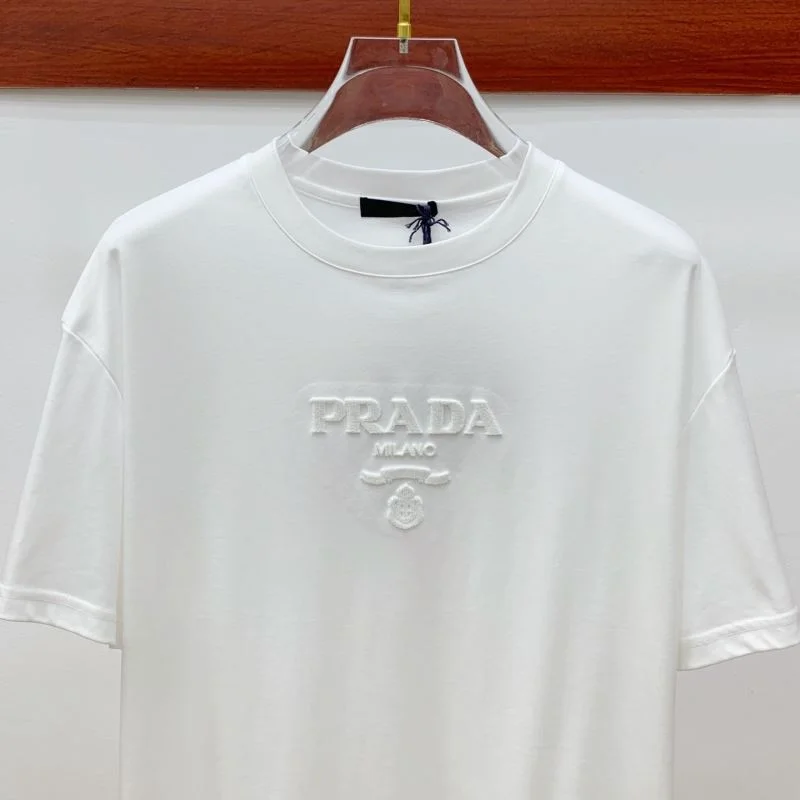 Low-cost Prada T-Shirts