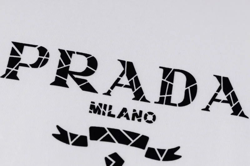 High fidelity Prada T-Shirts
