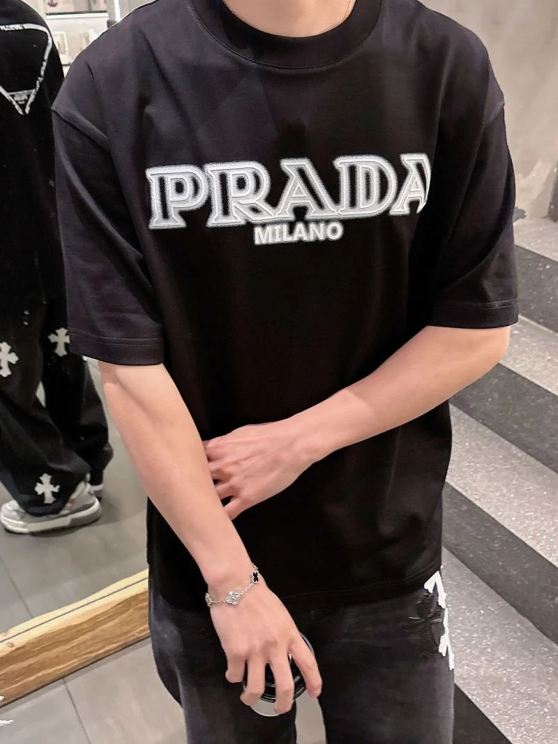 Cut-rate Prada T-Shirts