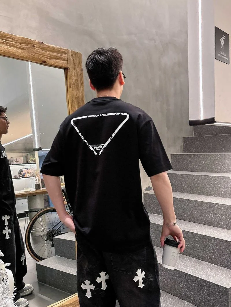 Cut-rate Prada T-Shirts
