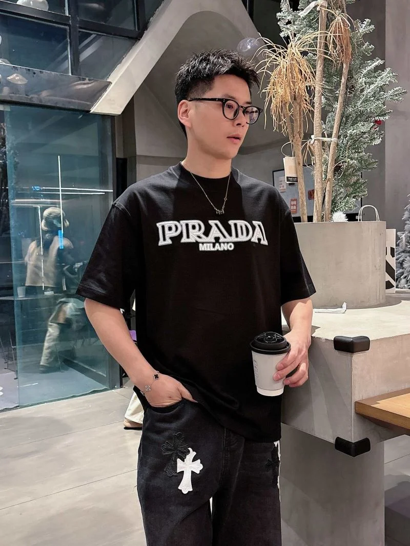 Cut-rate Prada T-Shirts
