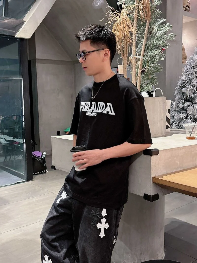 Cut-rate Prada T-Shirts